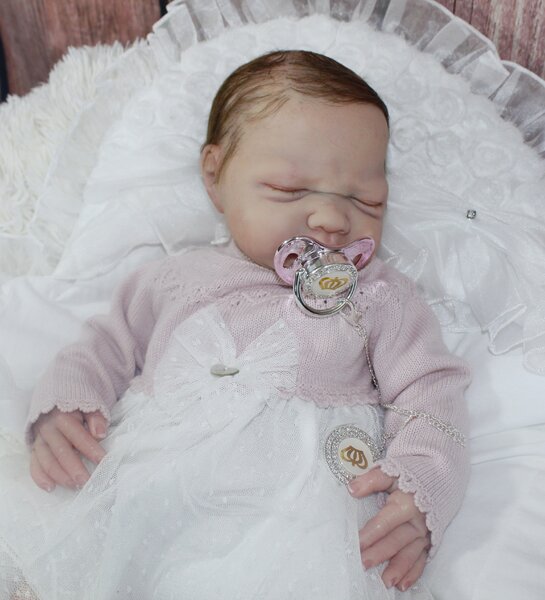Sara Isabella by Samantha Ewan from Samantha’s Royal Nursery on Reborns