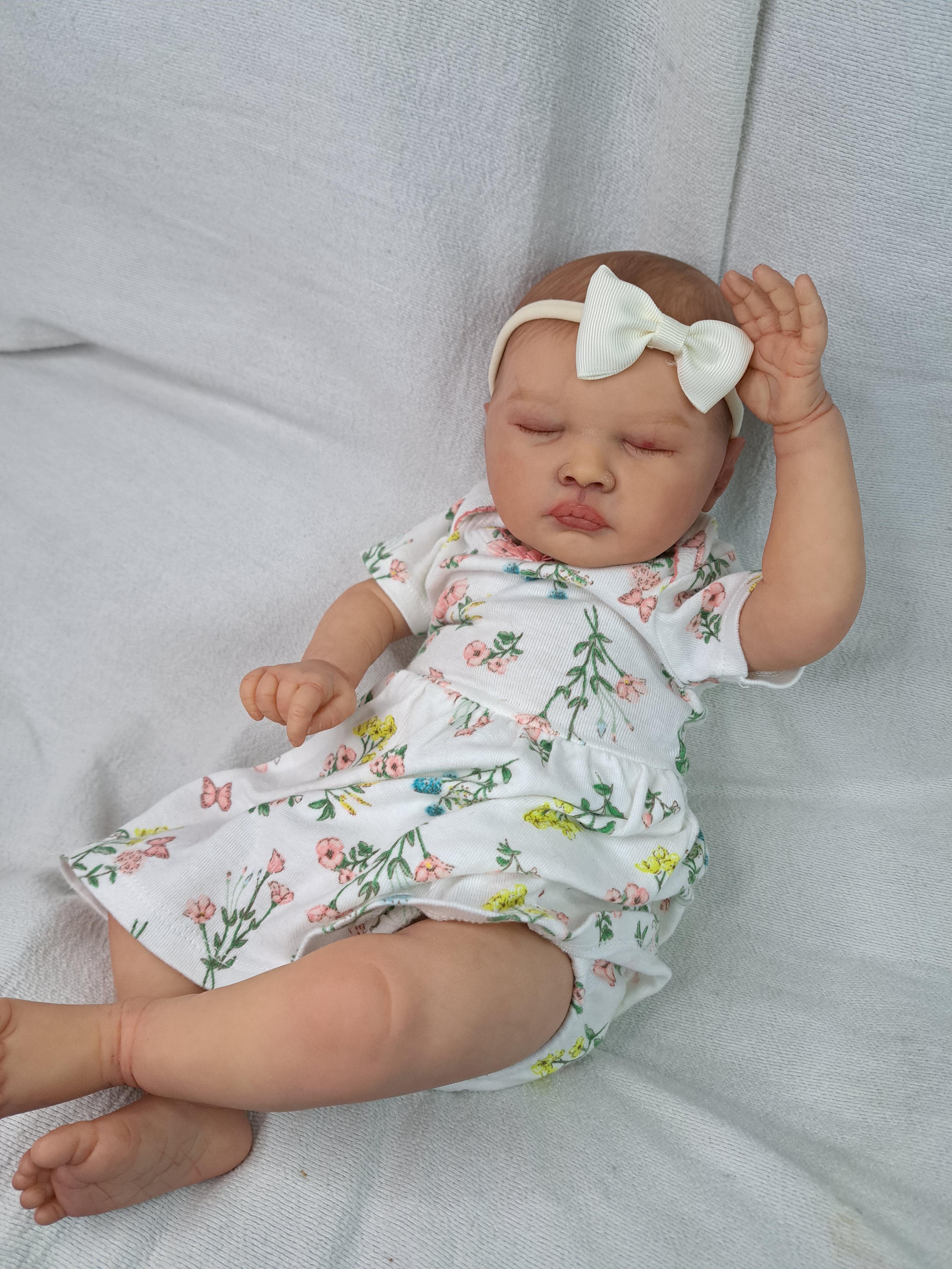 Flora by Mersadie Stancliff from Moonlight.reborn.babies on Reborns