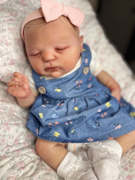 Winnie by Julie Gerstein from Darling Art Reborn Nursery on Reborns