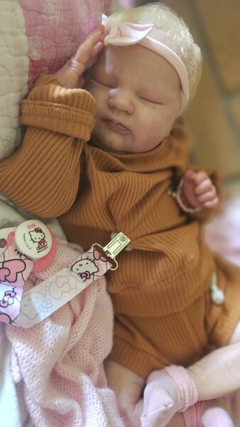 Quinlyn by Tammy from Paper City Dolls from LoveUrreborn Nursery on Reborns