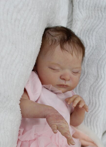 LAURA by Pebby Jackson of MoonbeamNursery - reborns.com