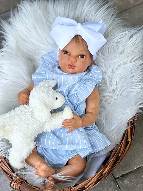 Naomi by Krystyna Derevyanko from Mommy and Me Reborn Nursery on Reborns