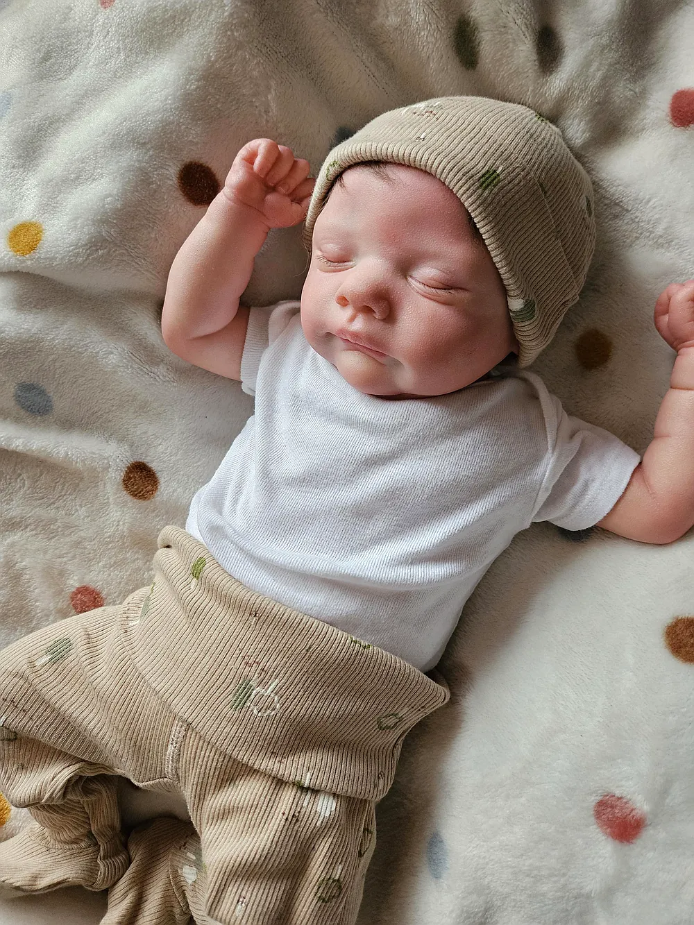 Lucas Pre-owned Reborn Baby Doll by Three Chickadees Nursery | Dolly_pops