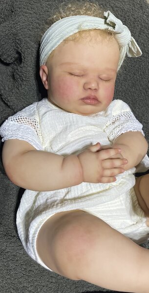 June by Gina Morris from Sweet Cheeks Baby on Reborns