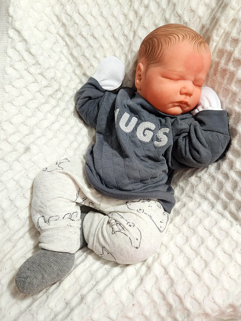 Landon cuddle reborn doll by Amanda Landry | The Beehive Babies
