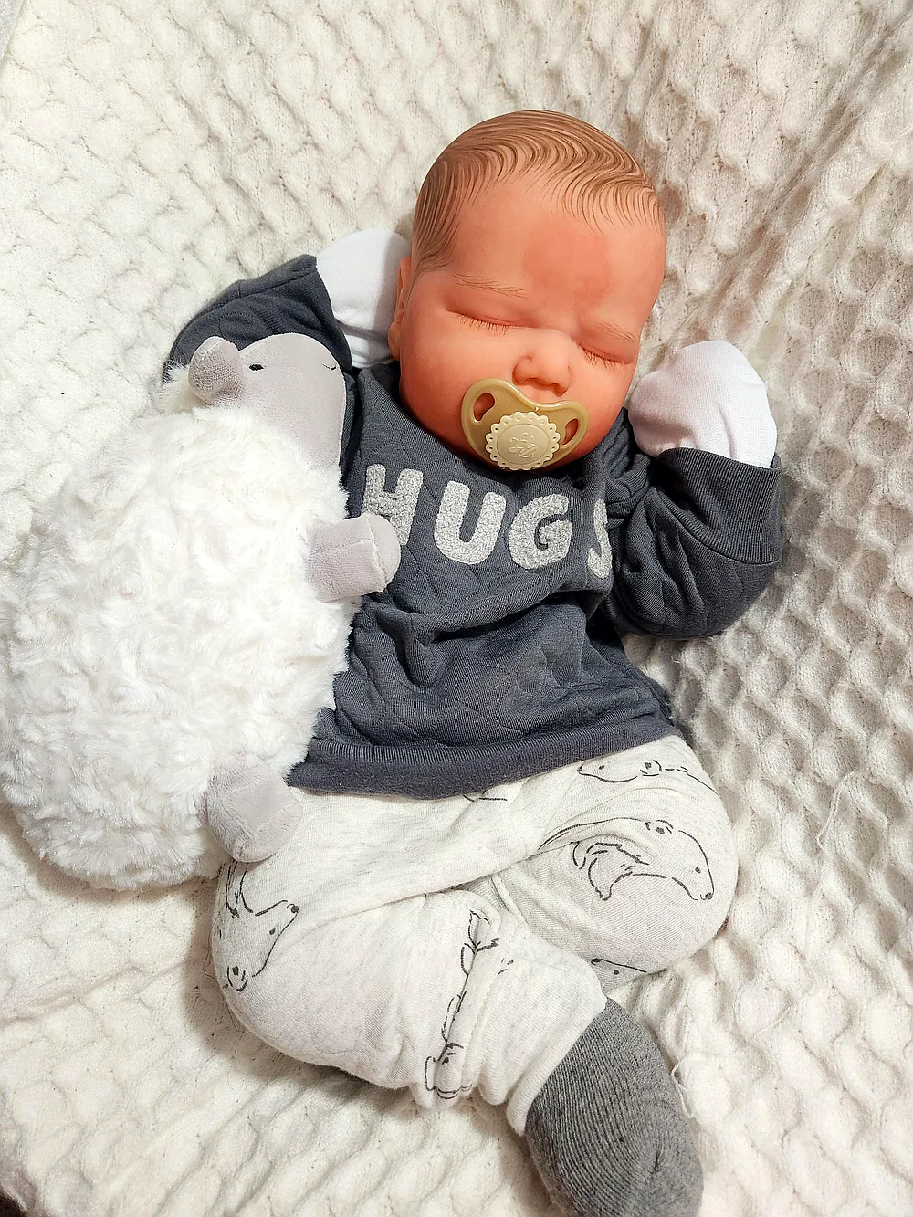 Landon cuddle reborn doll by Amanda Landry | The Beehive Babies