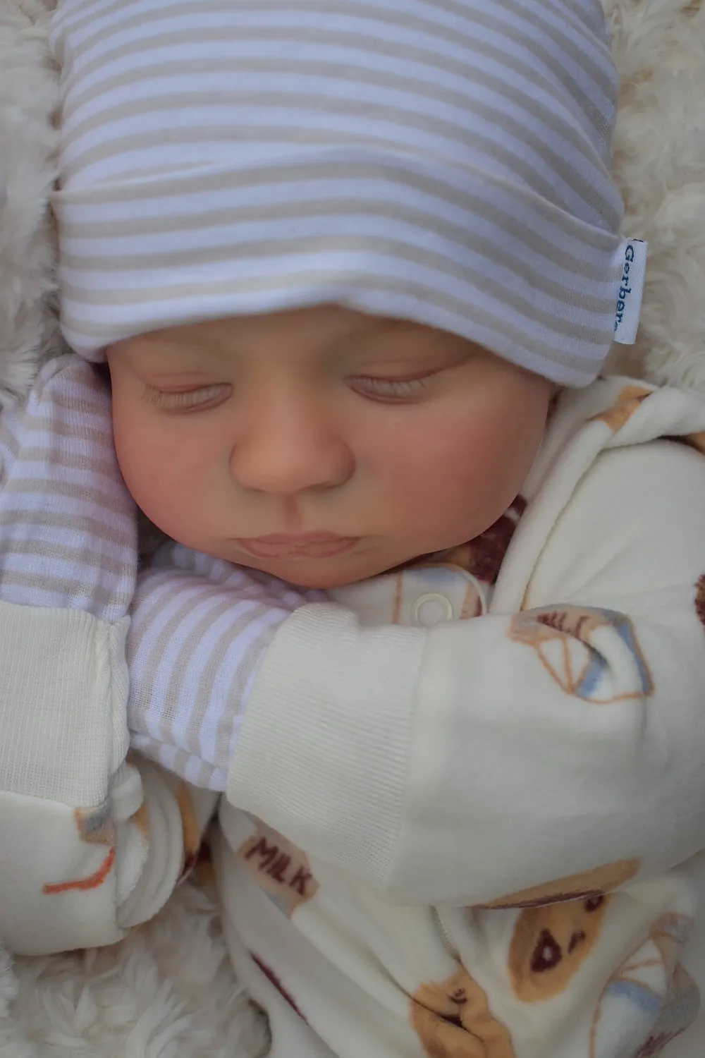 Canon Asleep cuddle reborn doll by Kathryn Perry | Living Inspirations ...