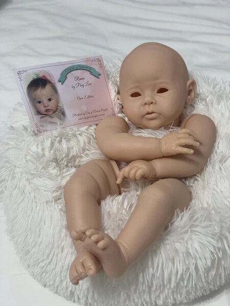 Raven by Patricia Galindo from Little Swans reborn Art dolls on Reborns