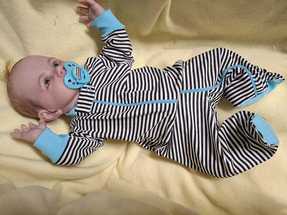 by Robin Coffin from Stardust Nursery Reborn Dolls on Reborns