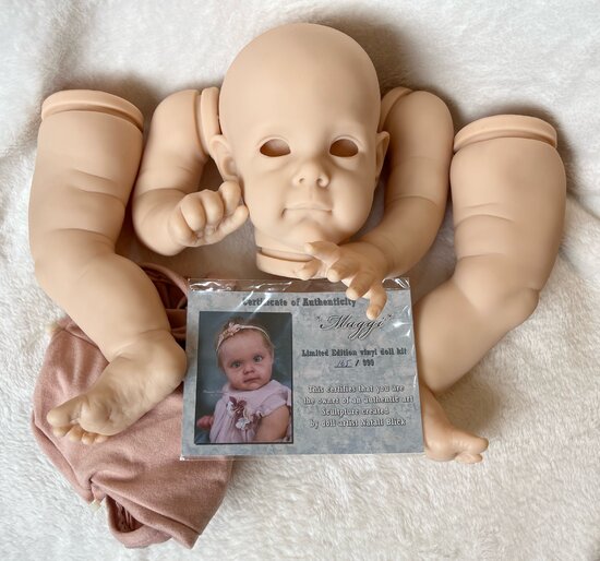 Maggi reborn doll kit by Berenice Nunez | Shopping Dolls & Retro