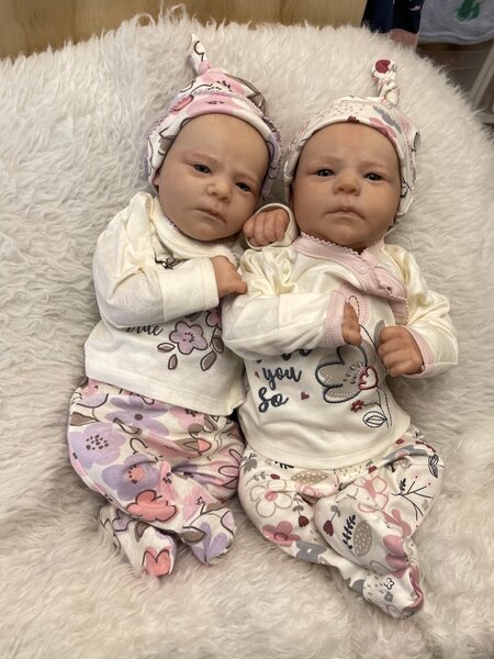 Ashley & Amber by Brenda L Earley from Earley Bird Nursery on Reborns