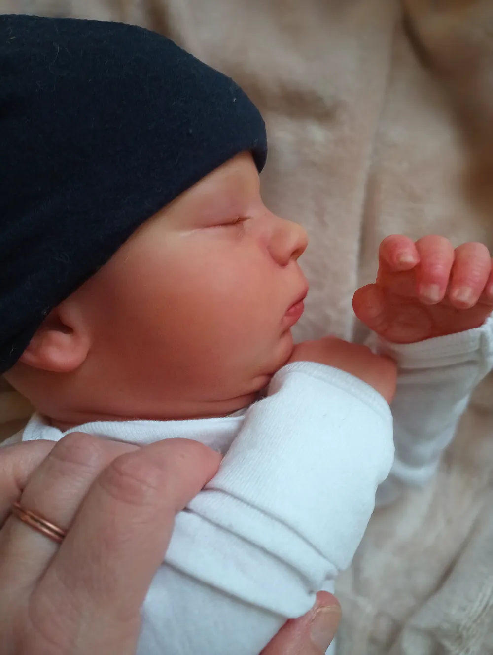 Canon Asleep reborn doll by Sarah Sheets | A Cheery Hello!