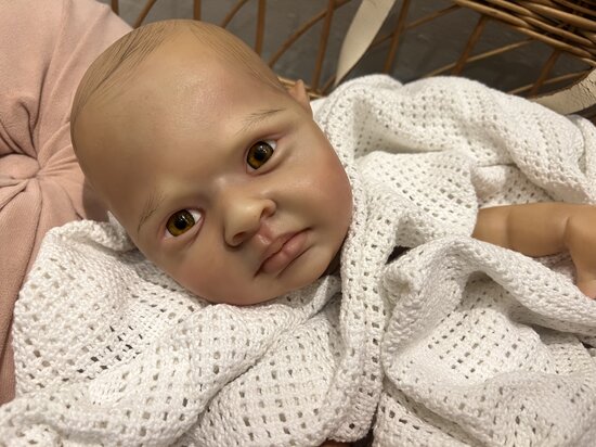 Rowan by Rebecca white from AnnabellaArtDolls on Reborns
