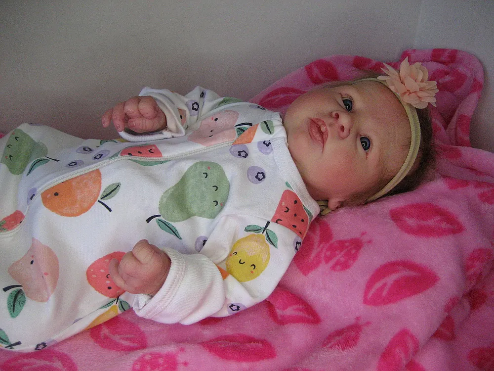 Kelsey Awake Pre-owned Reborn Baby Doll by Andrea Wilson | Da Seaman ...