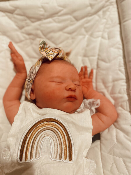 Laura by Forever babies nursery of Lyndsay Diponio - reborns.com