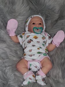 Reborn Dolls and Lifelike Baby Dolls - Reborns.com