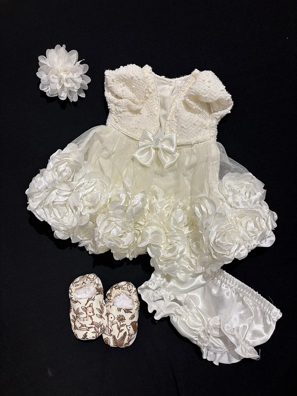 0-3 White Dress handmade booties by Lisa Naylor | Lisa's Crib