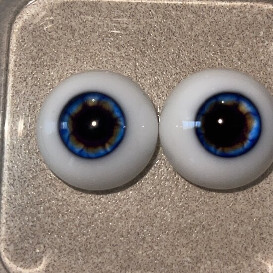 NB Blue 20 mm Eyes by Voleta Casborn of MM Reborn Art Dolls - reborns.com