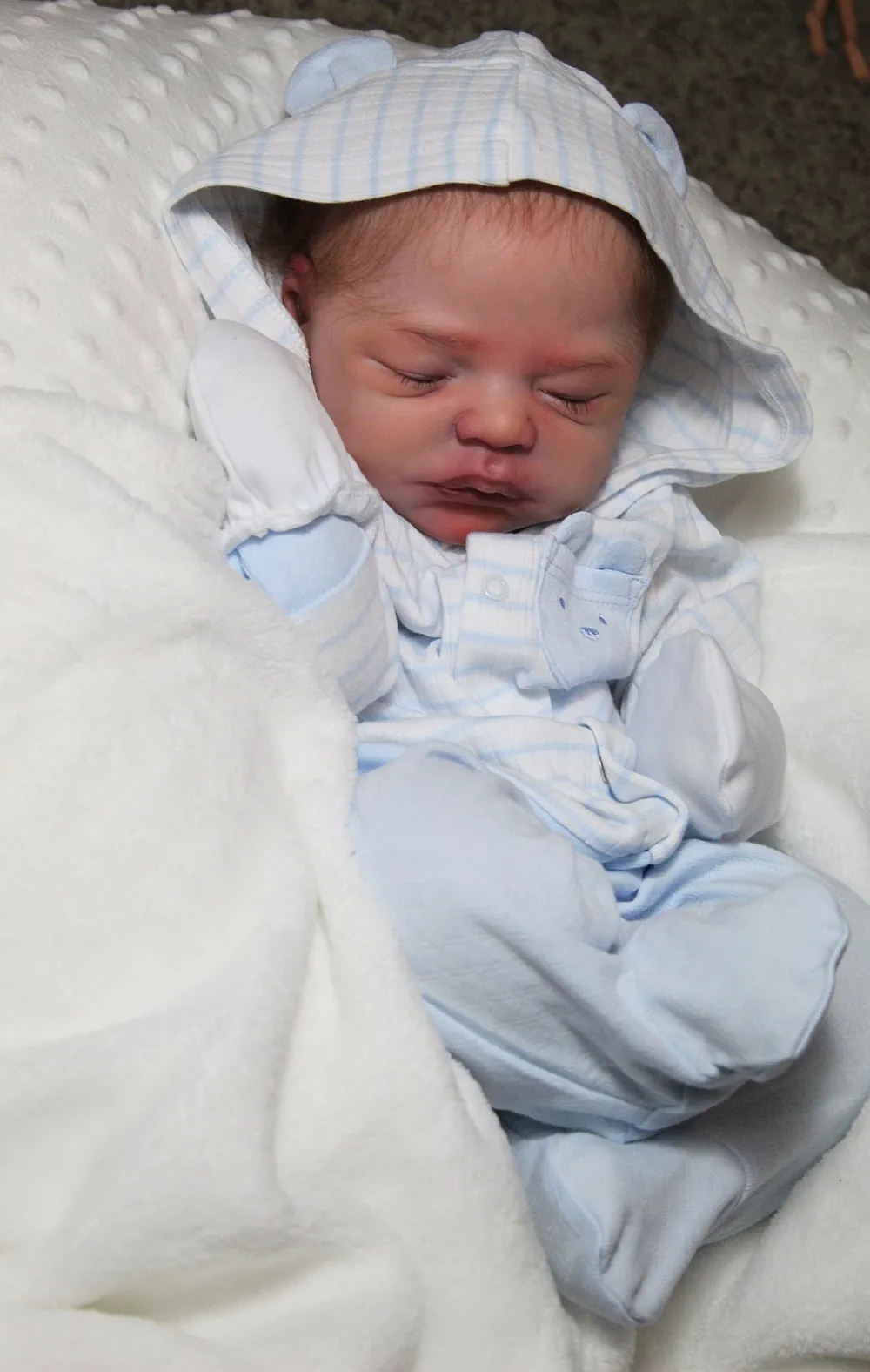 Aerith cuddle reborn doll by Everlasting Baby | Denise Needens