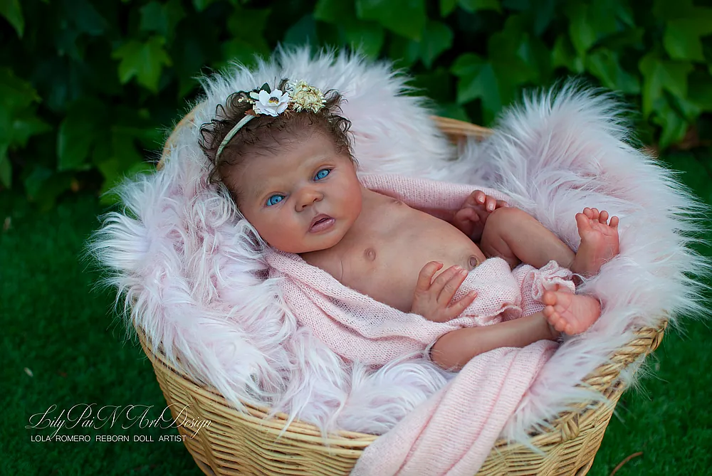 Mayven reborn doll by Lola Romero | lilypainartdesign